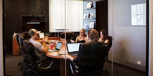 Qu'est-ce qu'une filiale ? Avantages et inconvénients